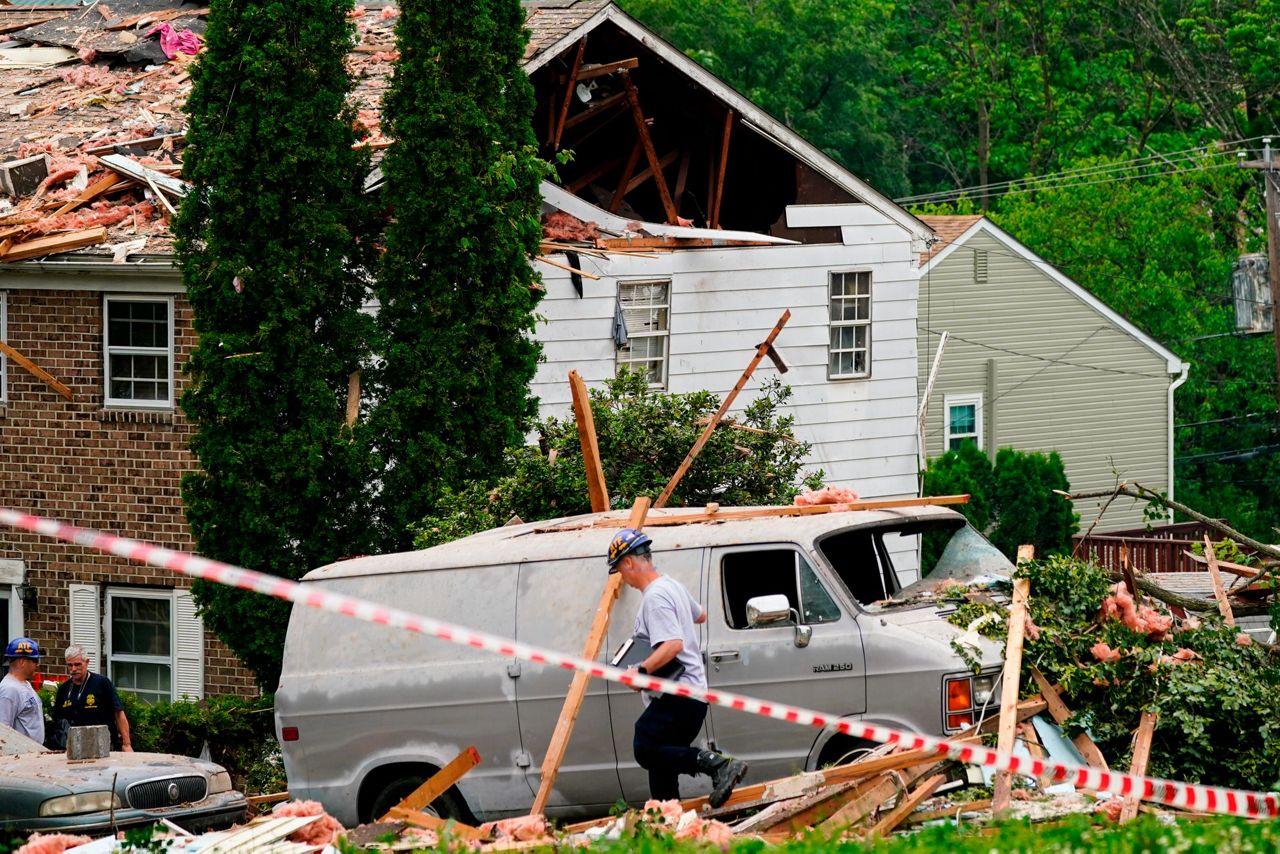 5 dead after Pennsylvania house explosion; 2 injured
