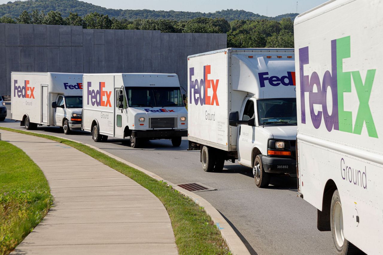 FedEx severs ties with Amazon