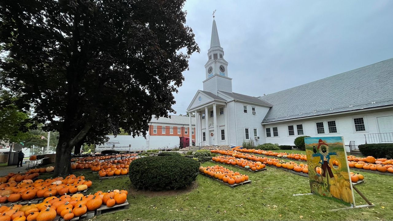 Thousands of pumpkins kick off fall for one community