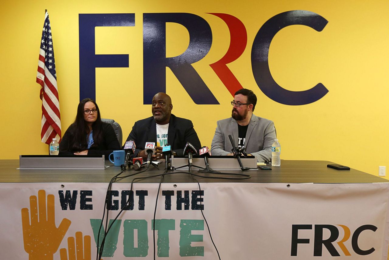 Voting rights group raising money to pay felons' fees