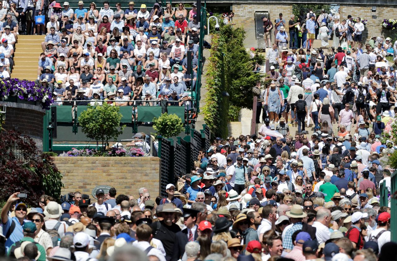 Baseball faces crowded sports market in Britain, Europe