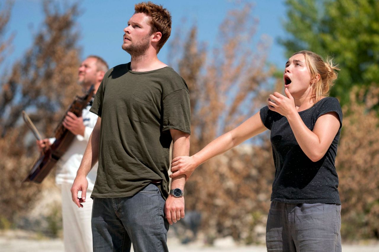 Florence Pugh goes down a dark rabbit hole in 'Midsommar'