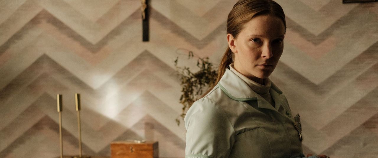 Review: In ‘Saint Maud,’ is a visceral psychological horror
