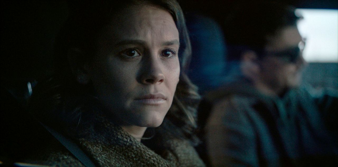 Review: 'Smile' turns twisted grin into bland horror flick