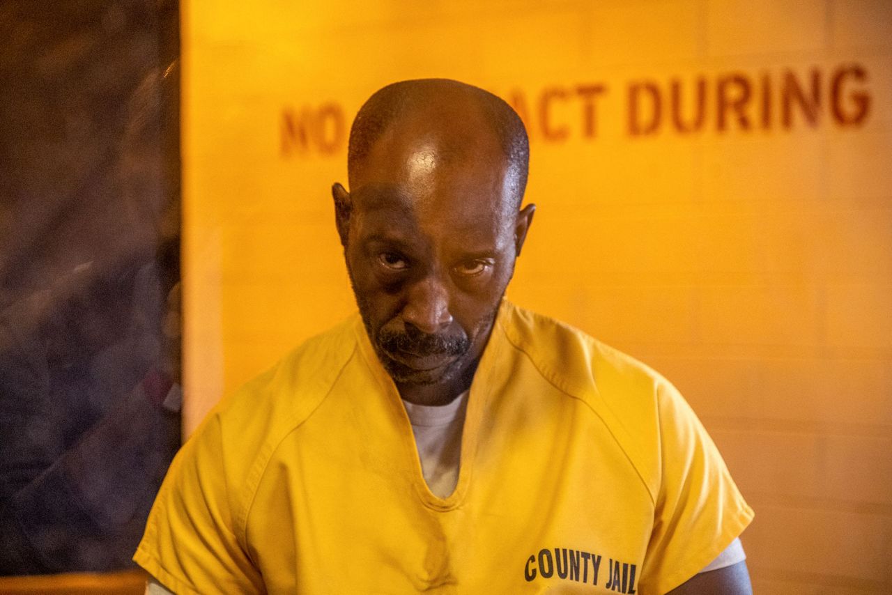 Review: 'Smile' turns twisted grin into bland horror flick