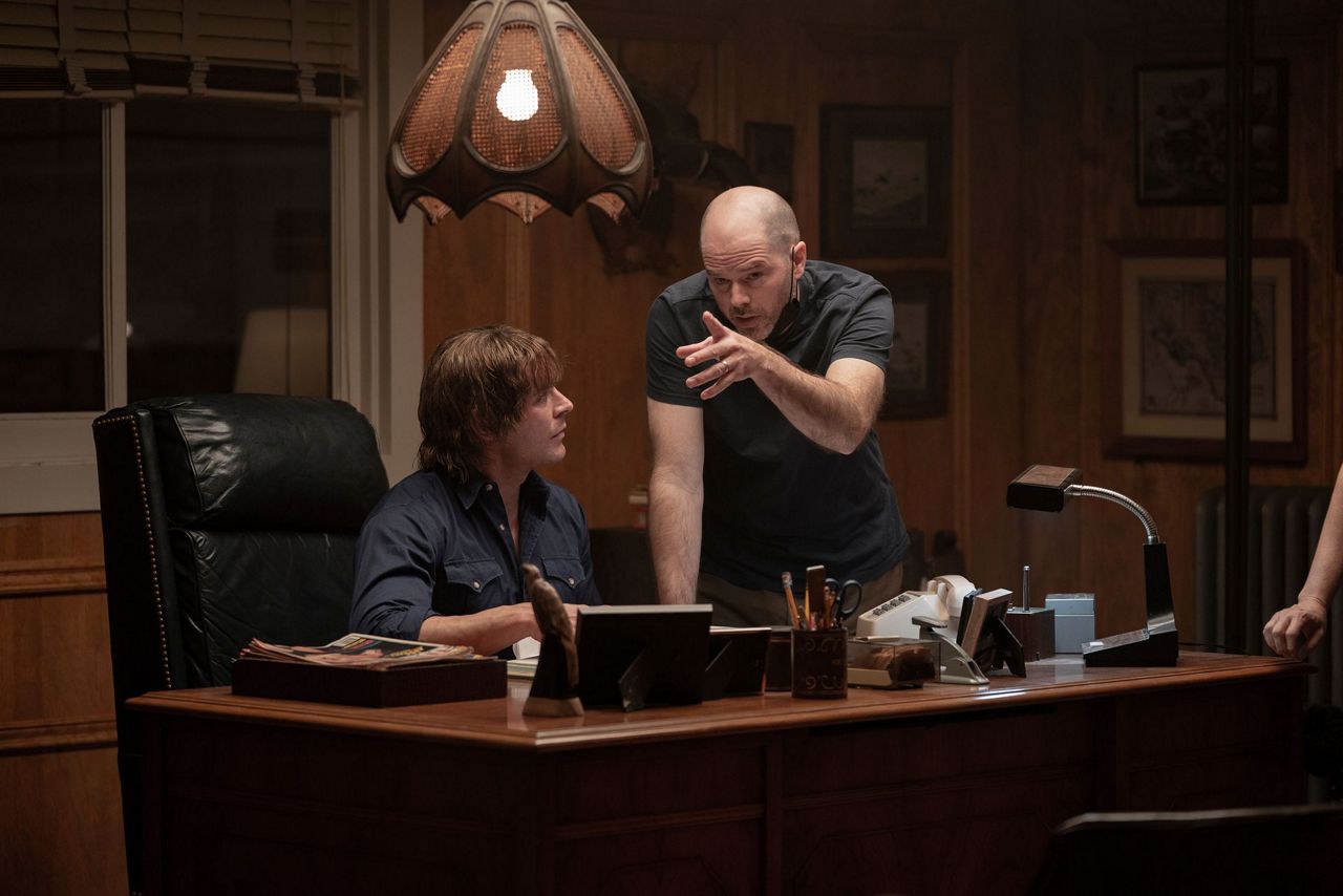 Zac Efron and Lily James on the simple gesture that frames the tragedy ...