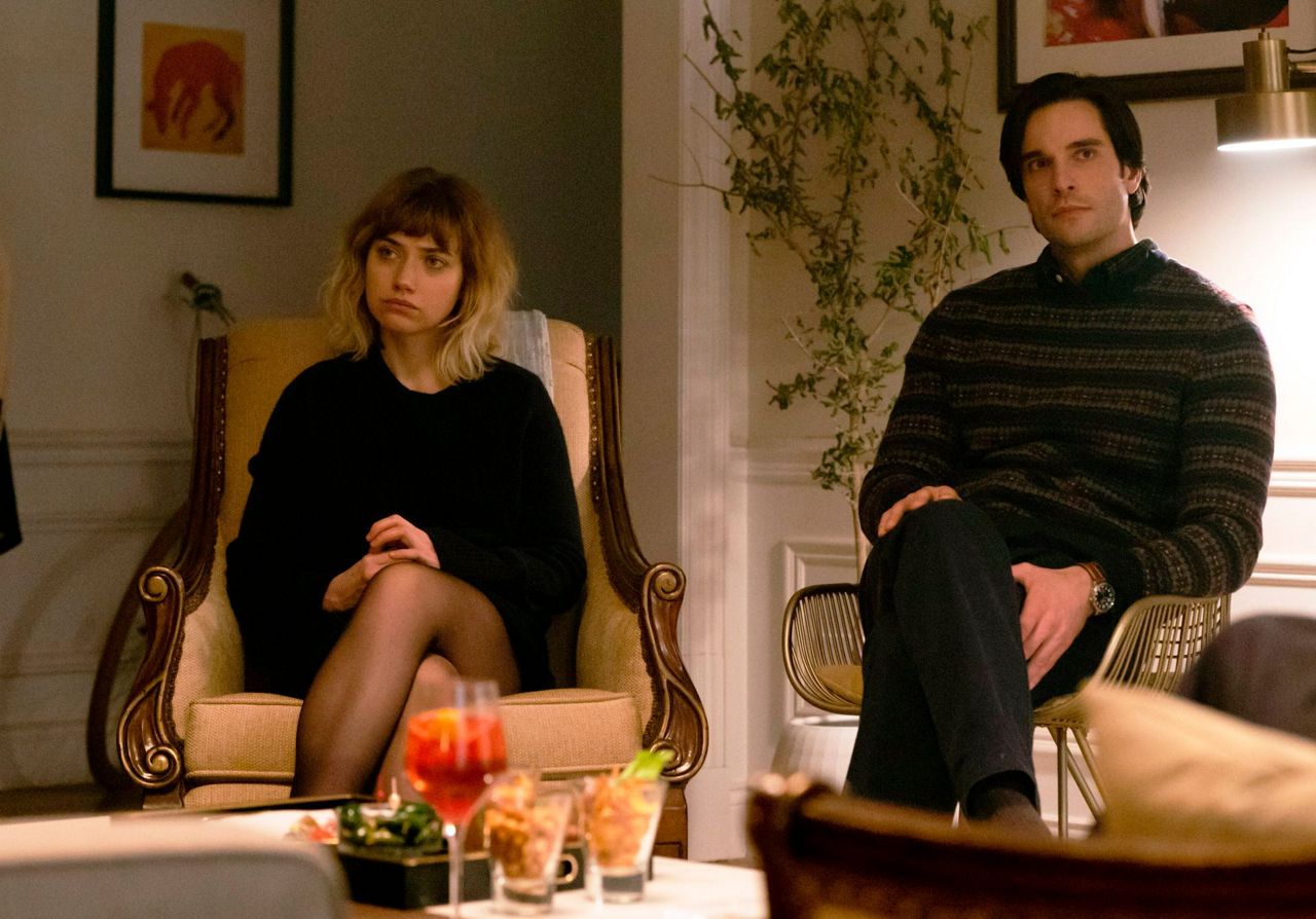 Review: Michelle Pfeiffer has a feast with ‘French Exit’
