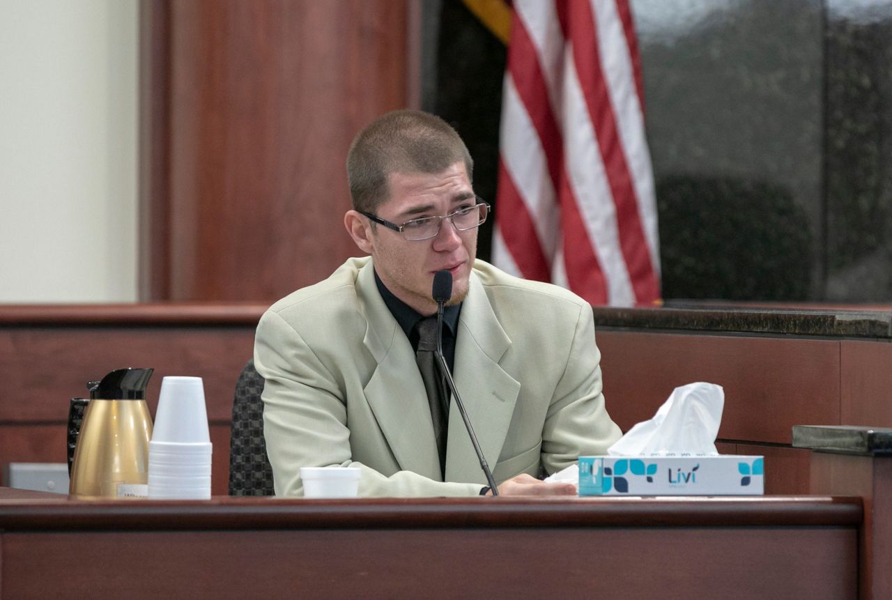 Relatives ask jury to spare life of father who killed 5 kids