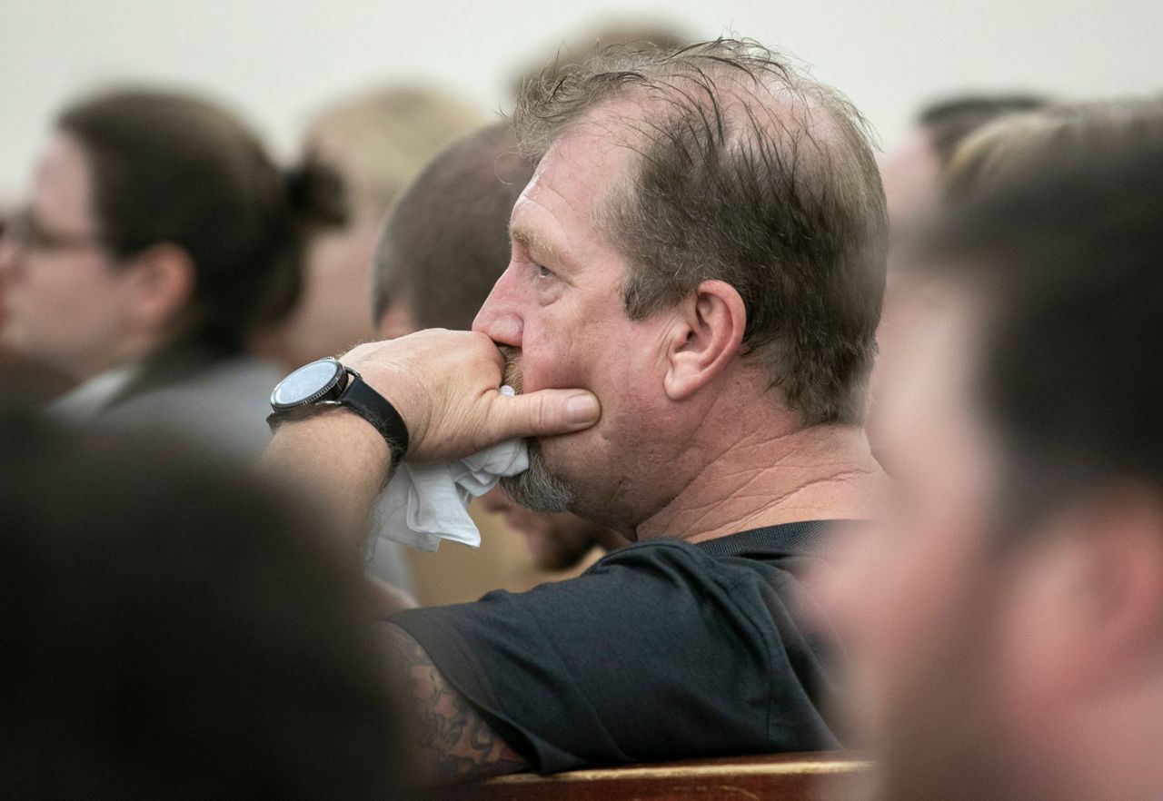 Mercy or death? Jury takes up dad's fate for killing 5 kids