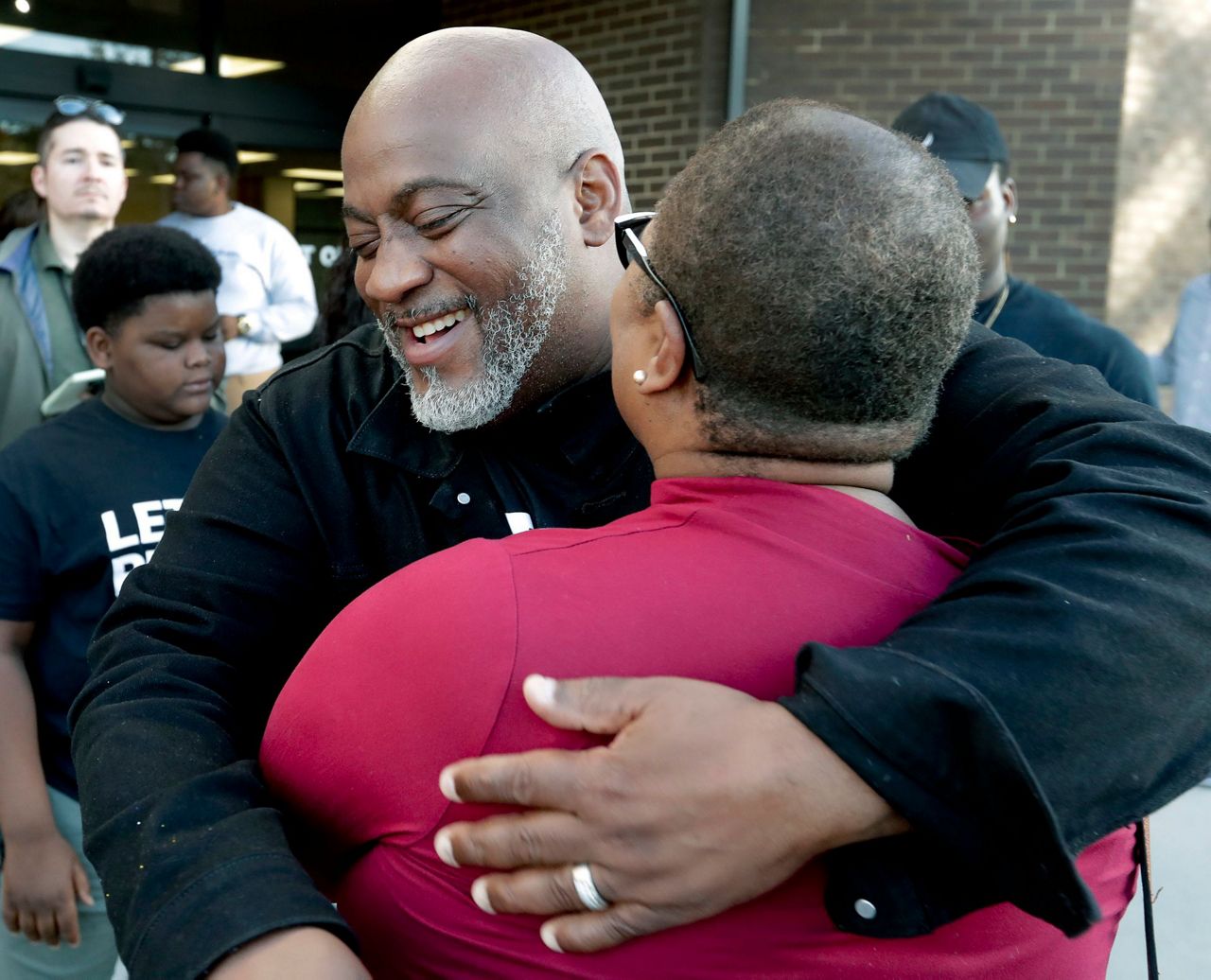 Former felons can begin registering to vote in Florida