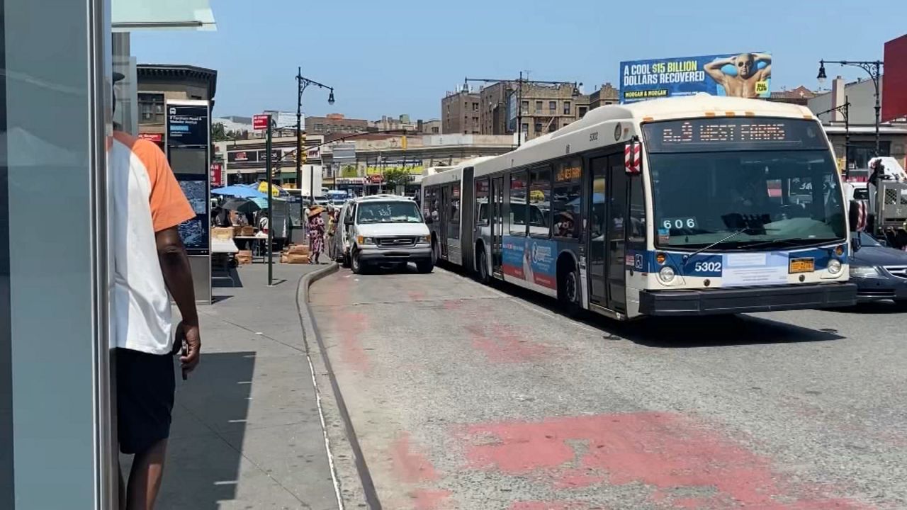 Transit advocates rally for Fordham Road 'busway'