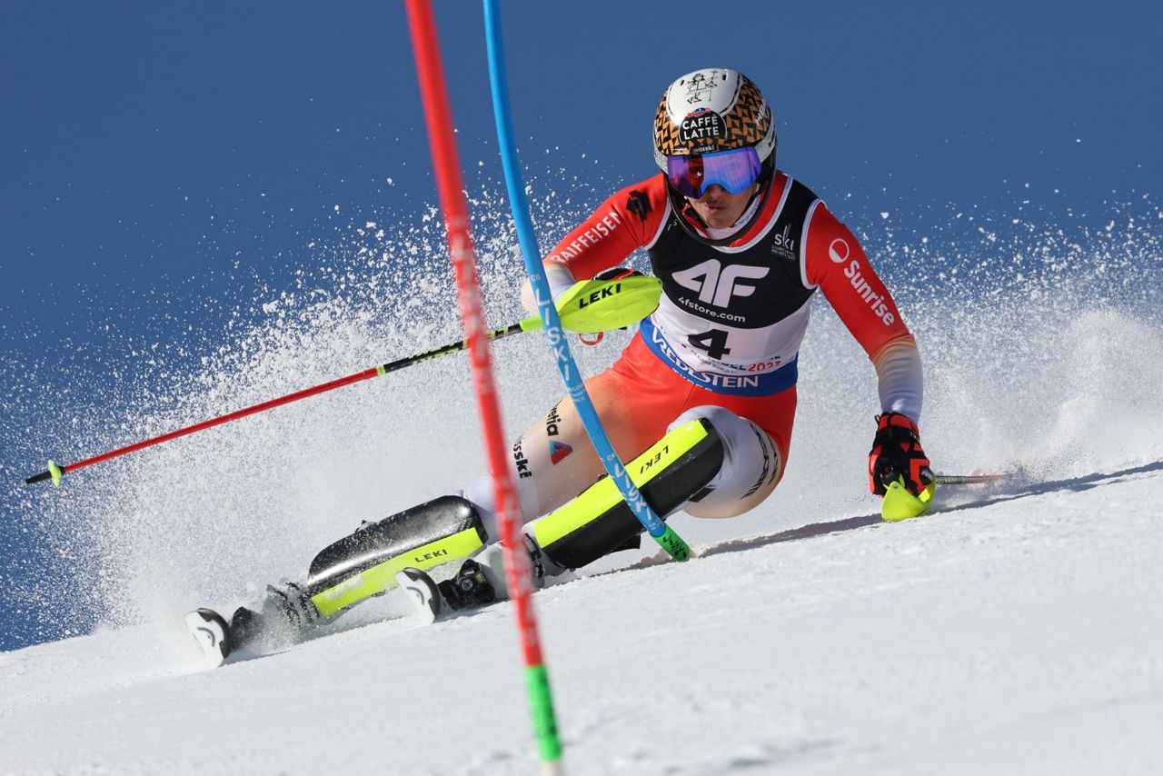 American skier Shiffrin leads in 1st run of slalom at worlds