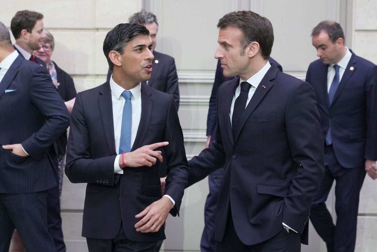 French, British leaders meet in efforts to mend relations