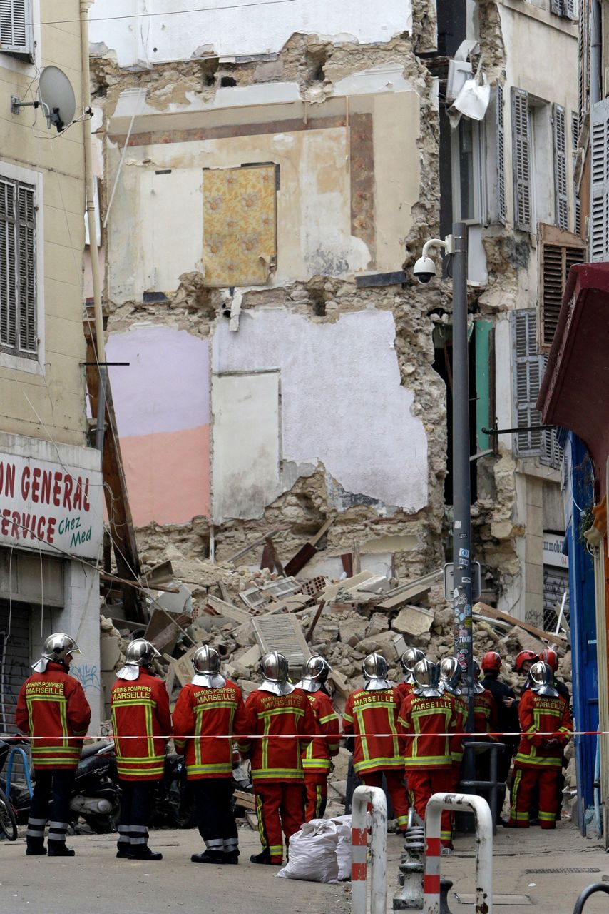 The Latest: 2 dead in Marseille collapsed buildings