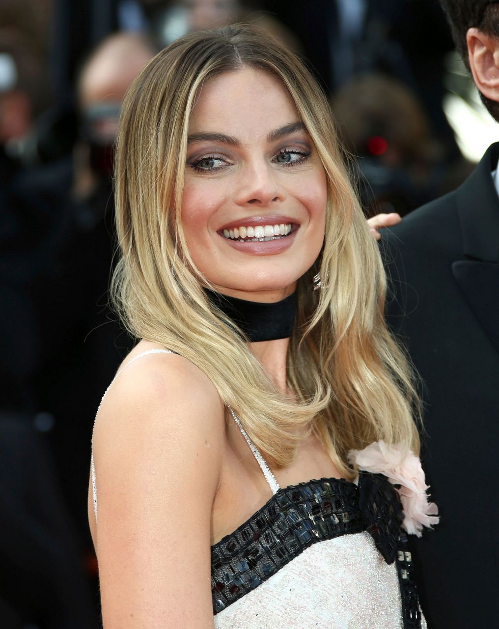 Tarantino is back in Cannes, 25 years after 'Pulp Fiction'