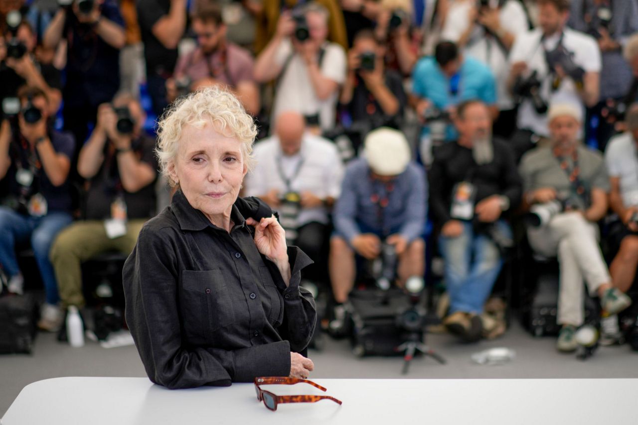 Adapting Denis Johnson, Claire Denis debuts 'Stars at Noon'