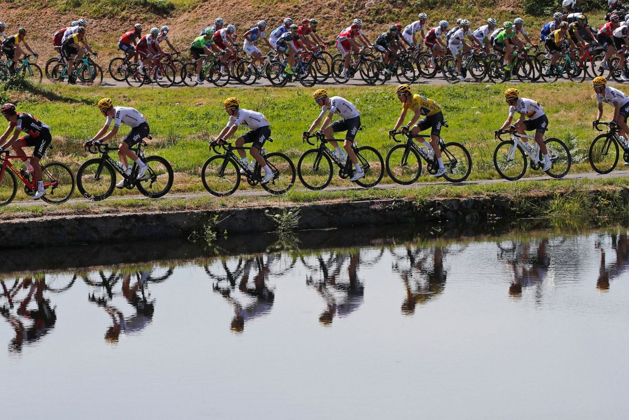 A look at 5 key Tour de France stages