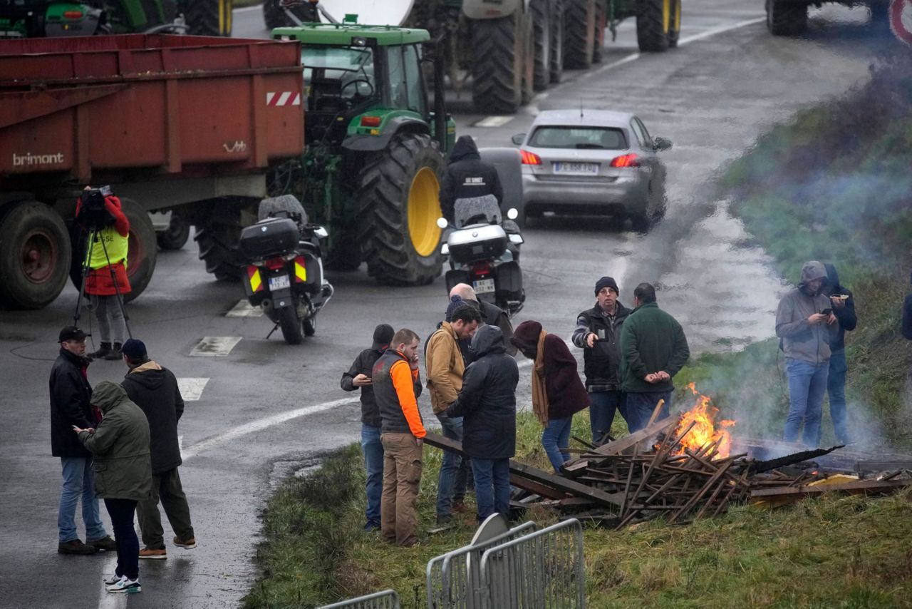 Protesting farmers heap pressure on new French prime minister ahead of ...