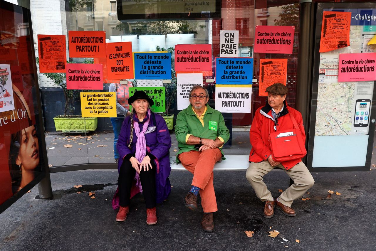 March against inflation turns up political heat in France