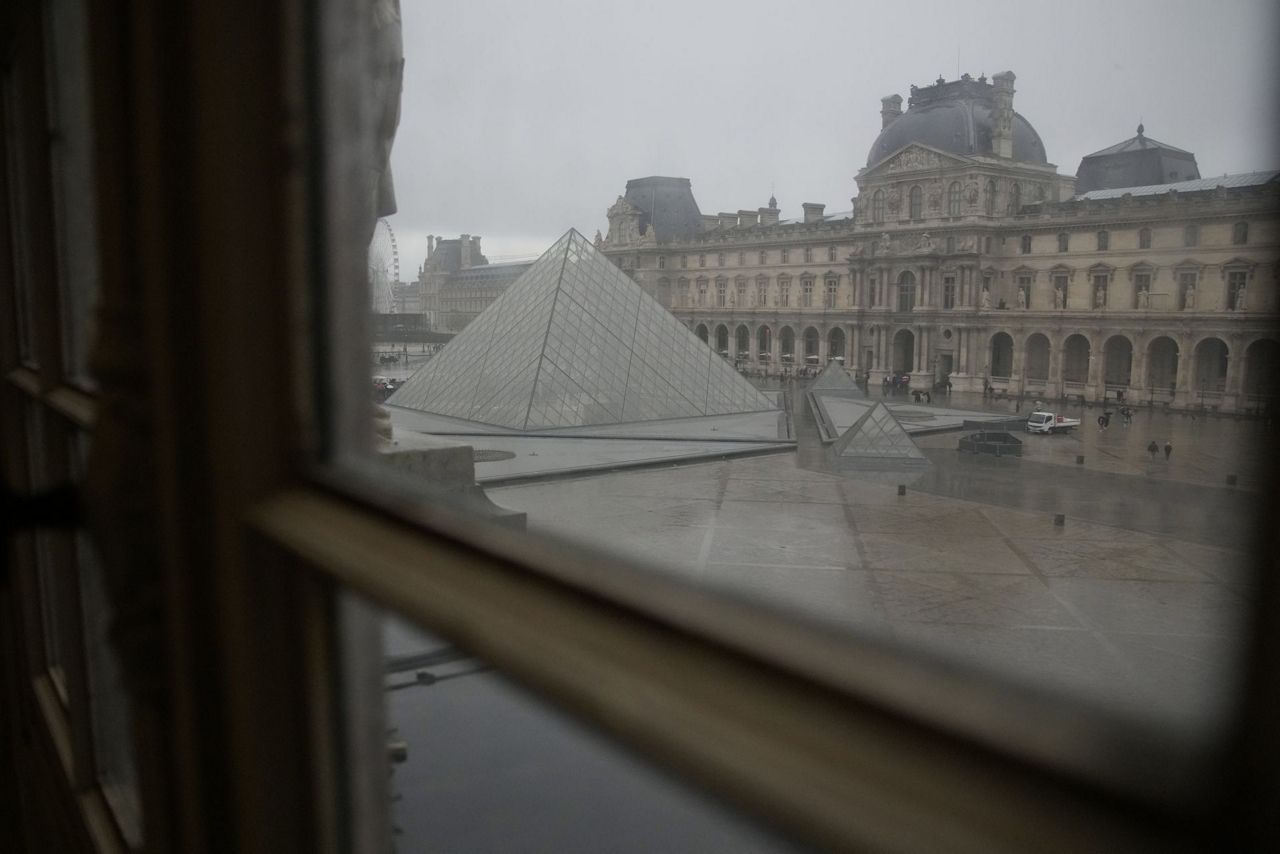 Louvre to set up new cameras and anti-intrusion systems after stunning ...