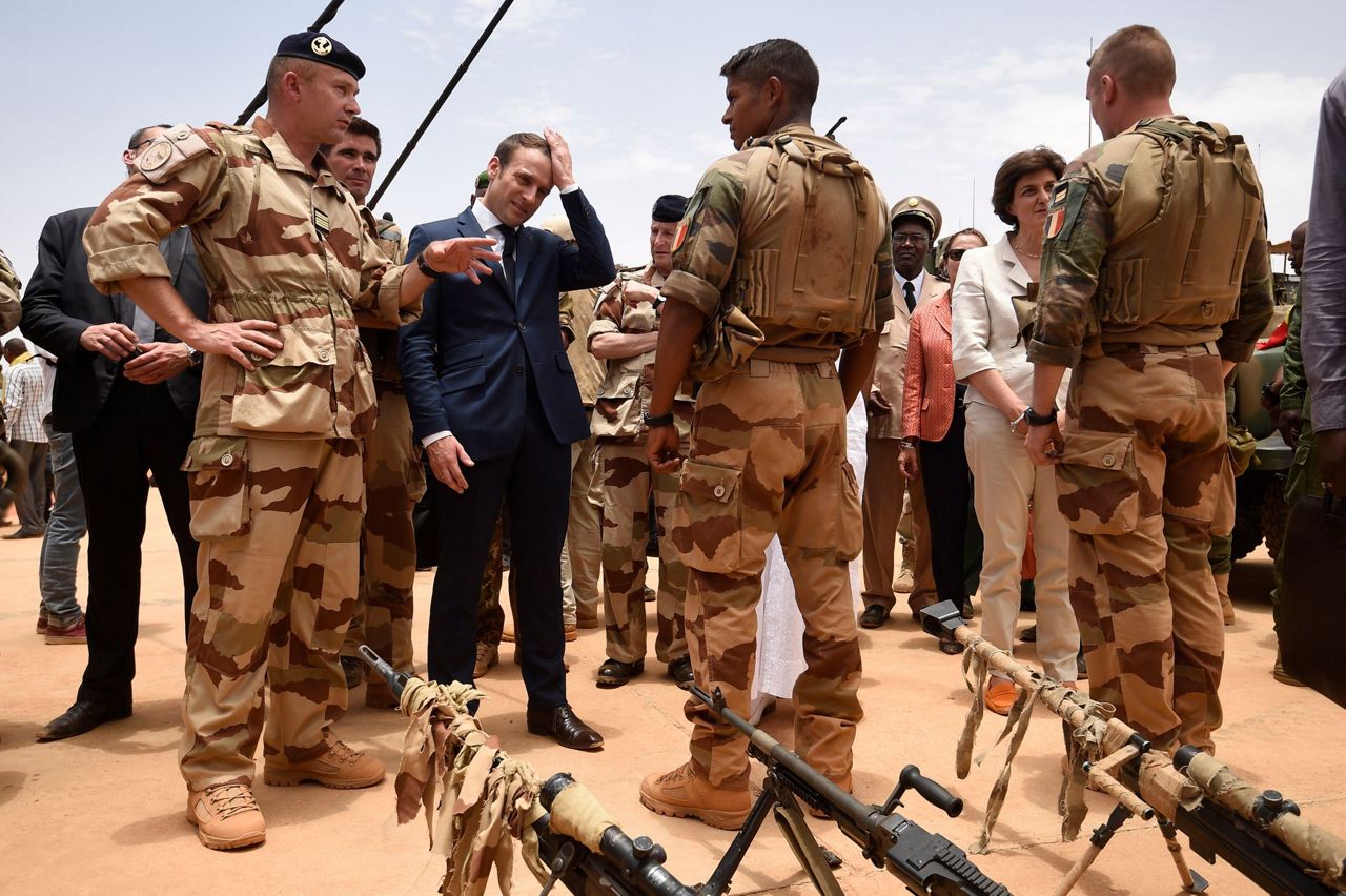 French troops stay in Mali after coup, no end in sight
