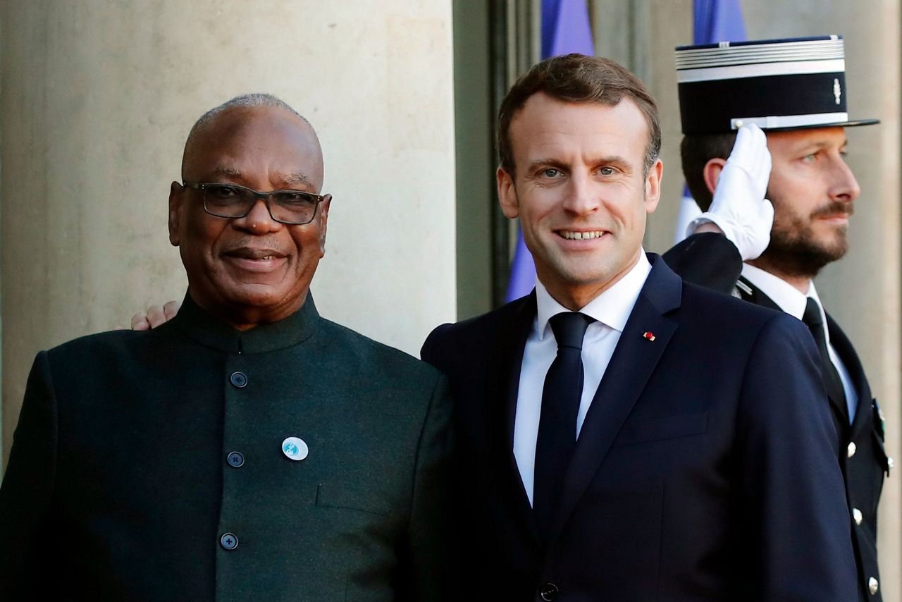 French troops stay in Mali after coup, no end in sight