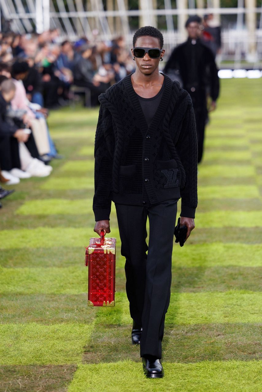 Pharrell at Louis Vuitton celebrates the diversity of human skin in ...