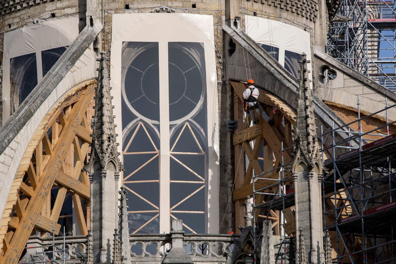 New threat to fire-damaged Notre Dame Cathedral: Heat wave
