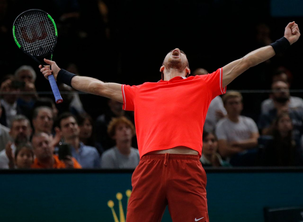 Khachanov stuns Djokovic to win Paris Masters title