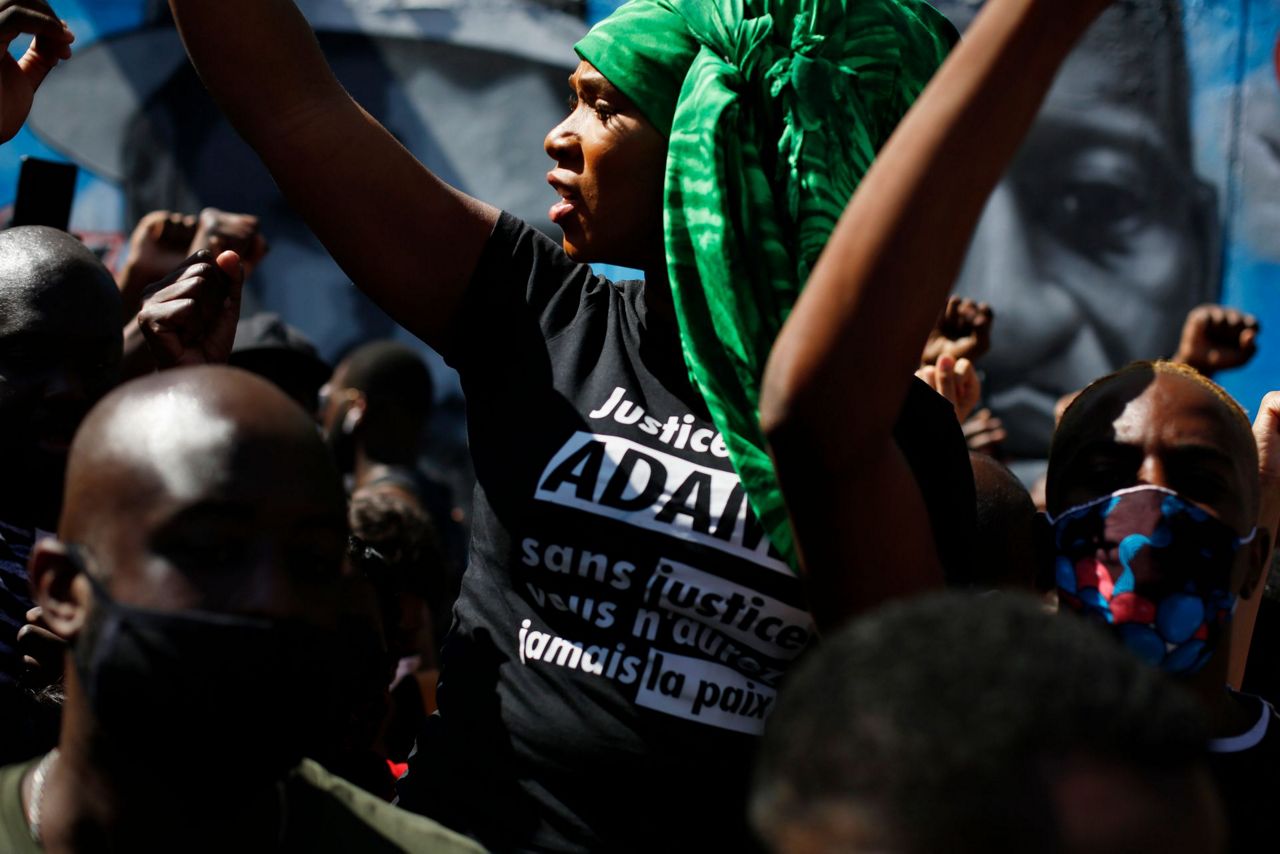 Rights watchdog urges France to fight racial discrimination