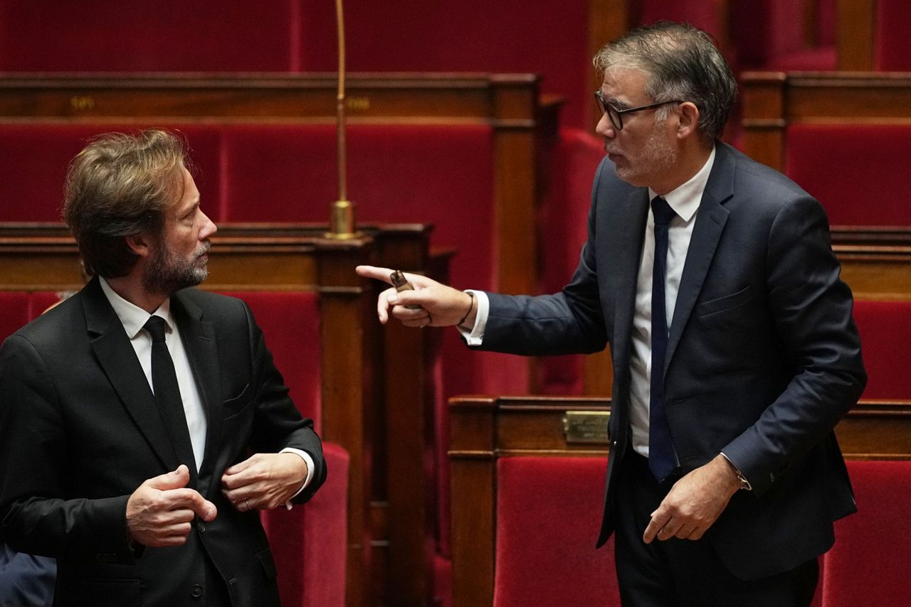 Embattled French PM Sébastien Lecornu survives no-confidence vote in ...