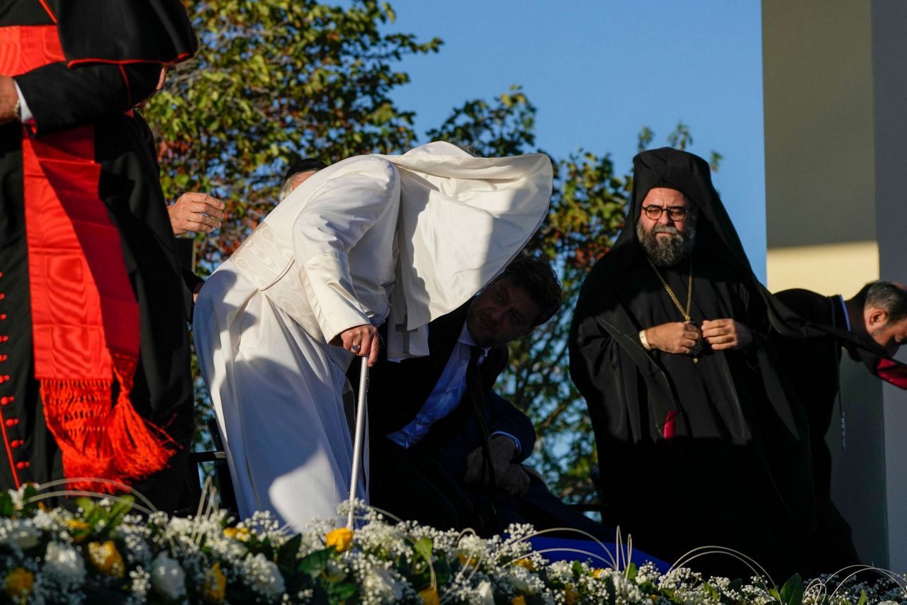 Pope Francis visits Marseille as anti-migrant views grow in Europe with ...