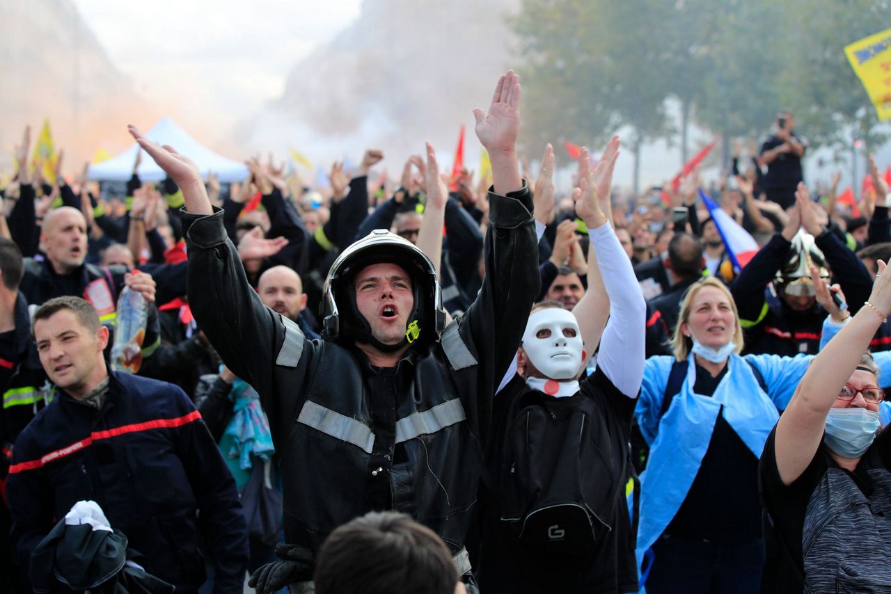 French firefighters protest working conditions, low pay