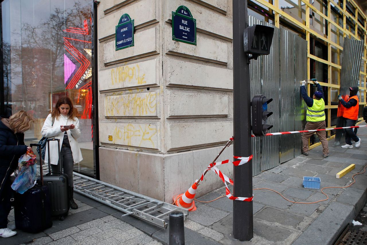 Paris on lockdown ahead of planned protests