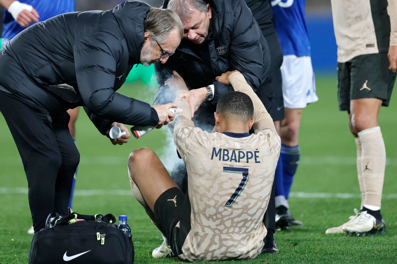 PSG coach Enrique reluctant to talk about Mbappé ahead of Champions ...