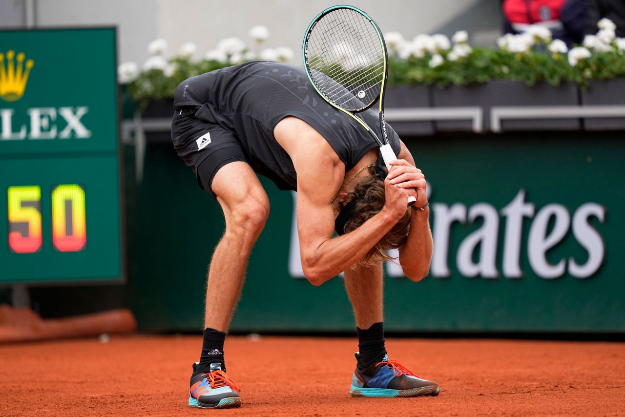 French Open updates | 4th round action under way in Paris