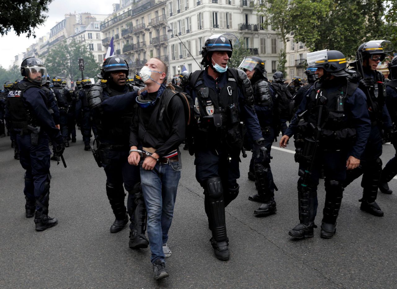French security forces brace for anti-health pass protests