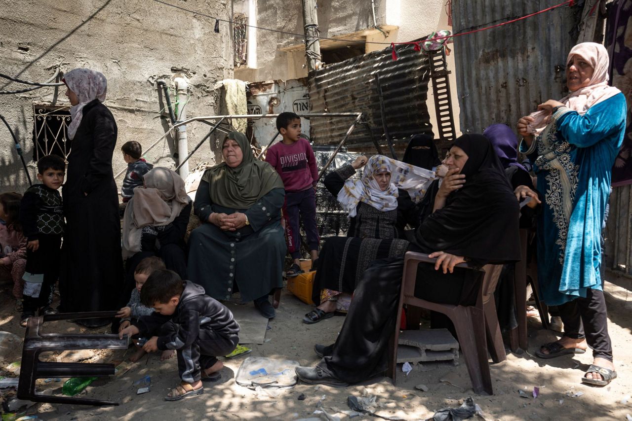 Family with disabled children among hundreds of Gaza's homeless after ...