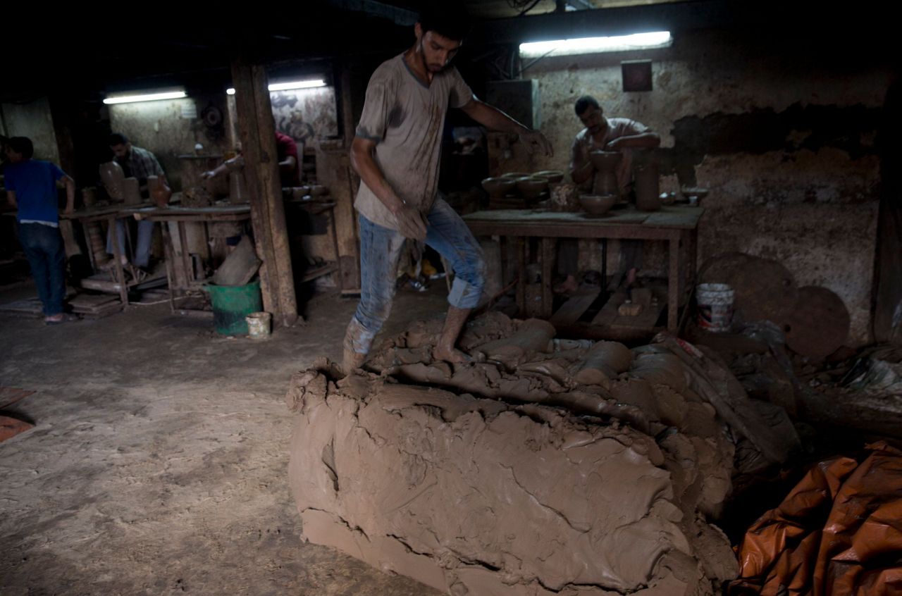 Gaza's traditional crafts industries rapidly disappearing