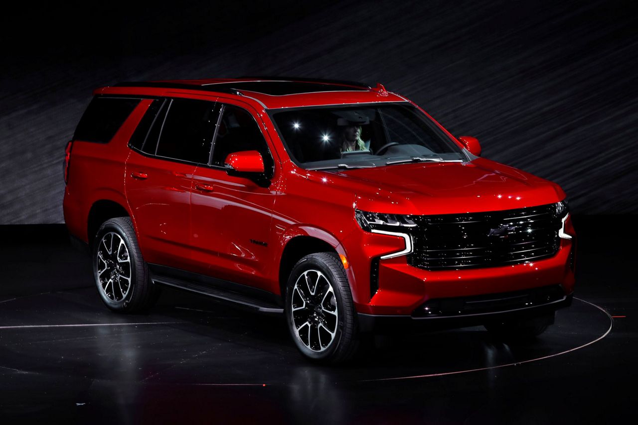 Amid climate change concern, GM rolls out big new Chevy SUVs