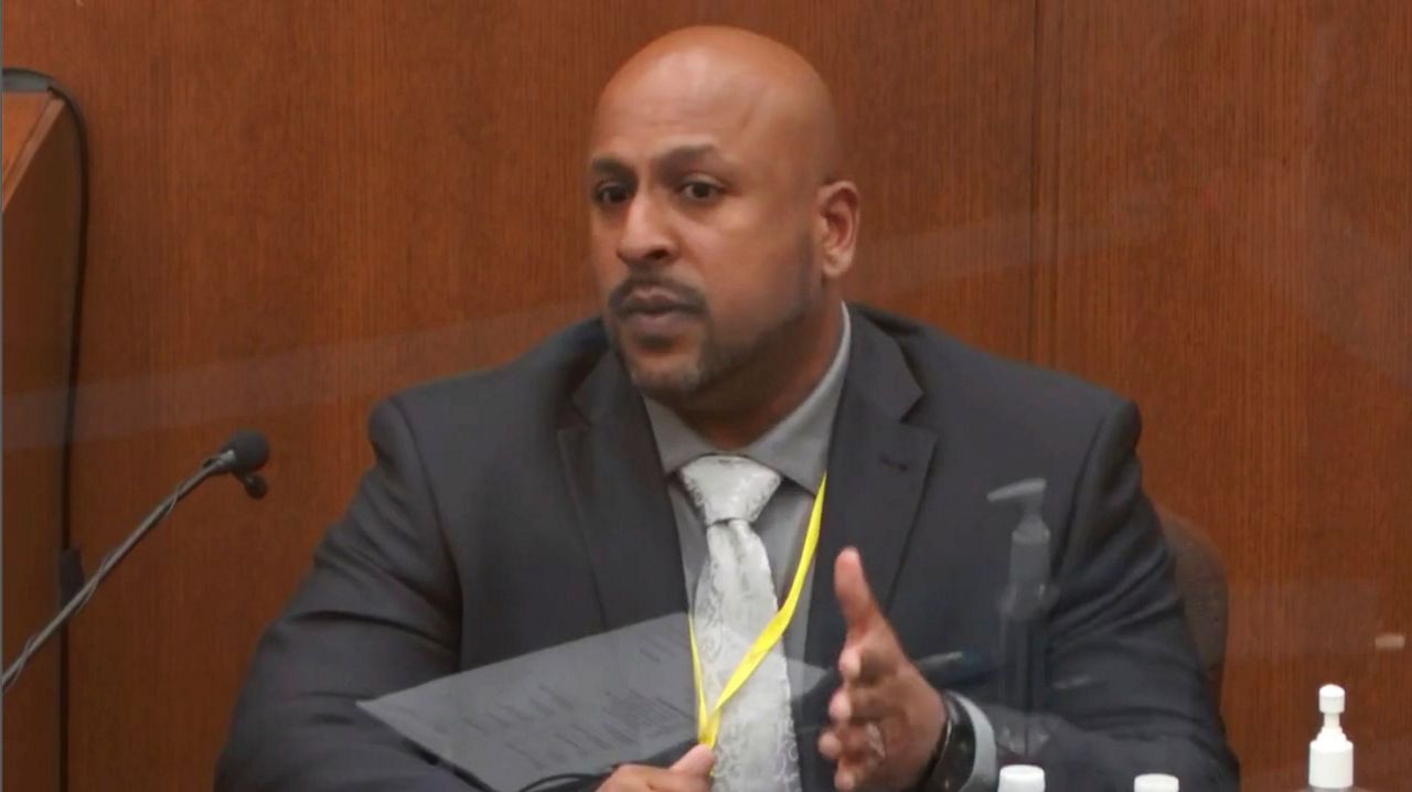 EXPLAINER: Judge lets jury decide Floyd's remark about drugs