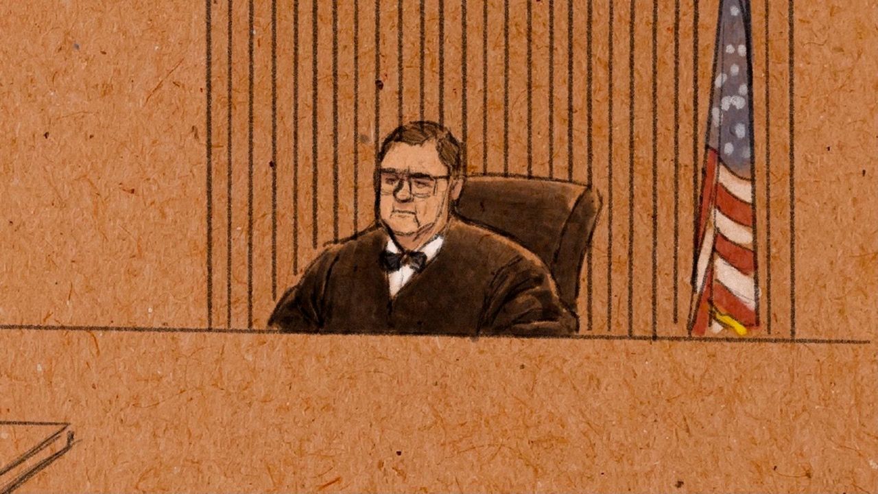 In 2nd Floyd killing trial, judge seeks speed, not emotion