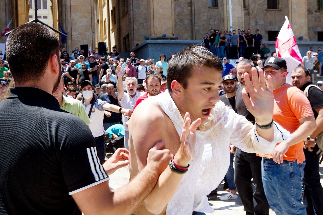 Journalists attacked, injured in Georgian anti-LGBT protest