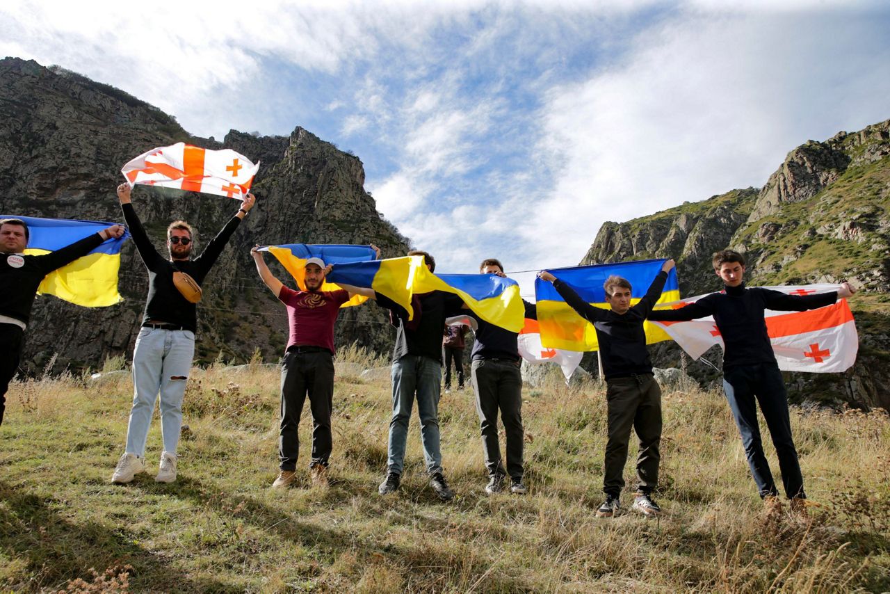 Occupied Ukrainian regions to ask Putin to annex them