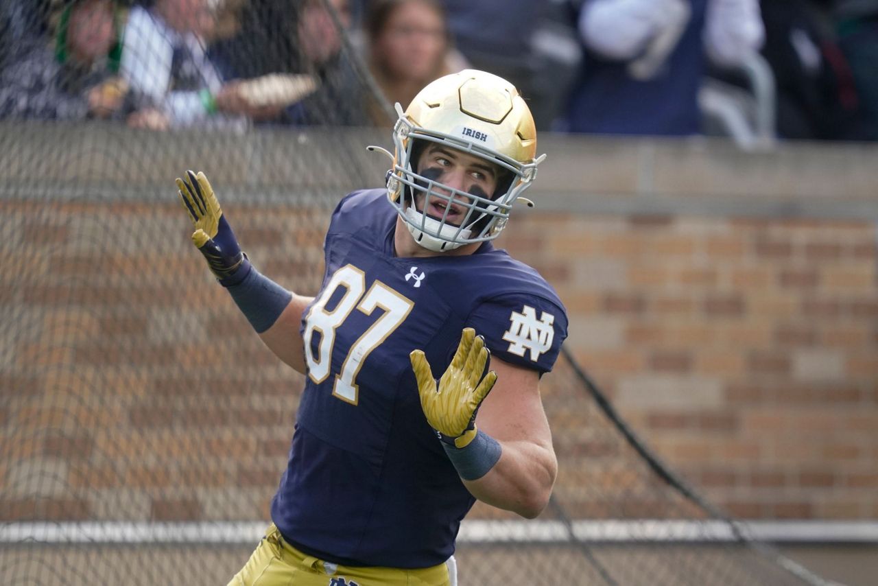 Coan, No. 6 Irish dominate Yellow Jackets in 55-0 victory