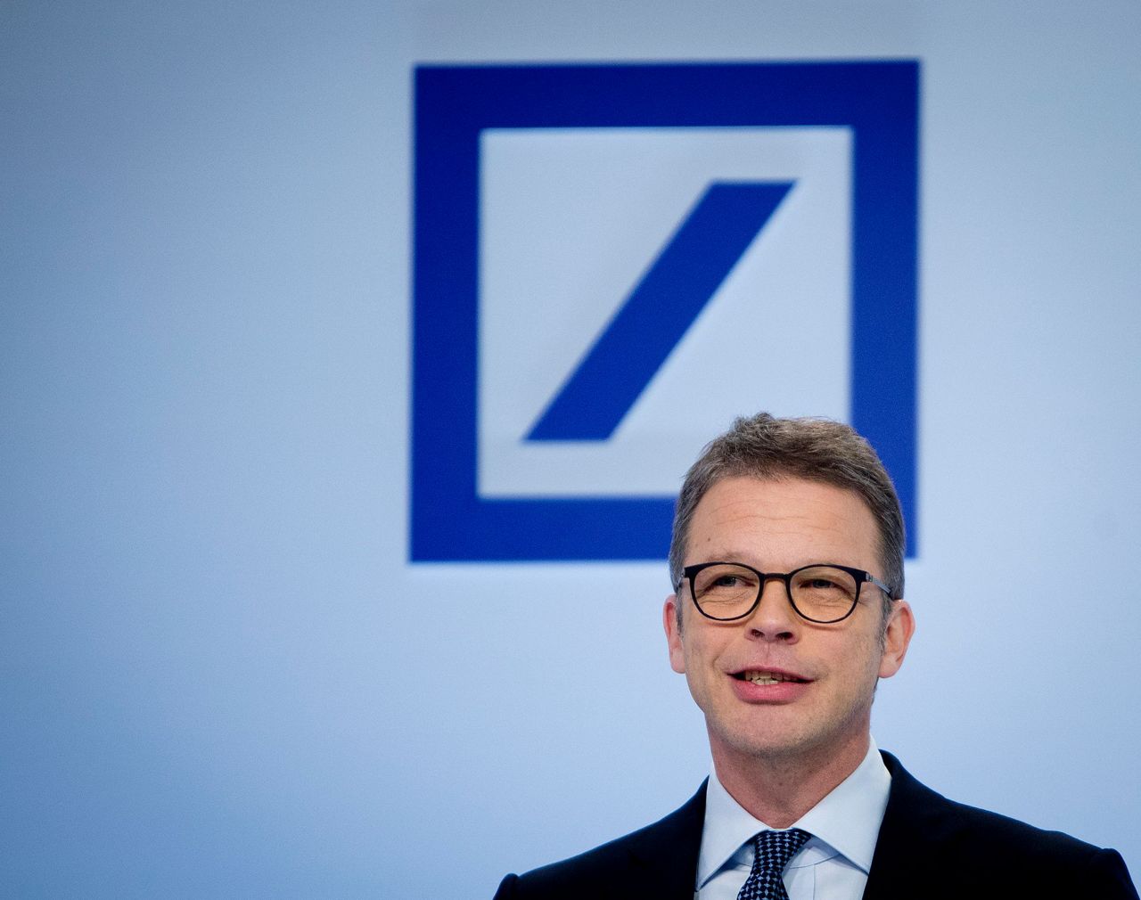 Deutsche Bank finally turns a profit after 3 years of losses