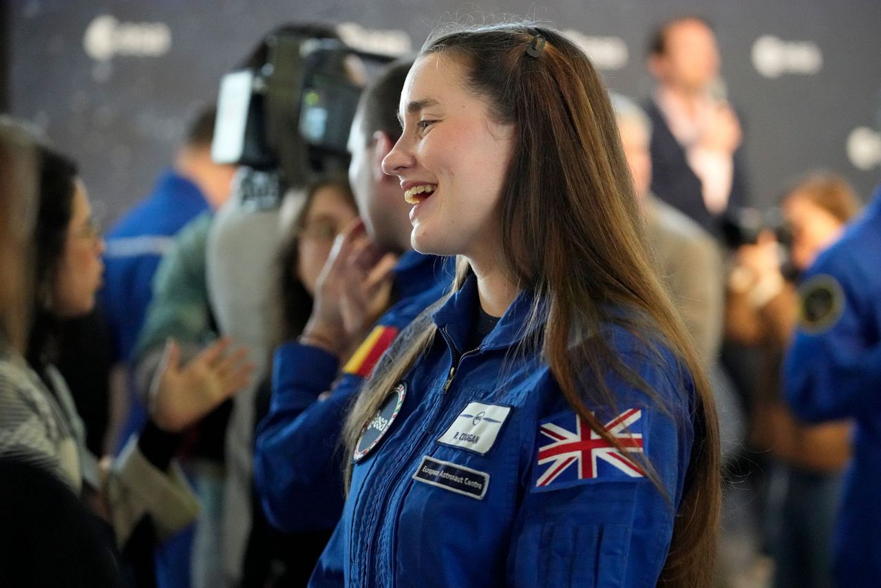 European Space Agency adds 5 new astronauts in only fourth class since 1978. Over 20,000 applied