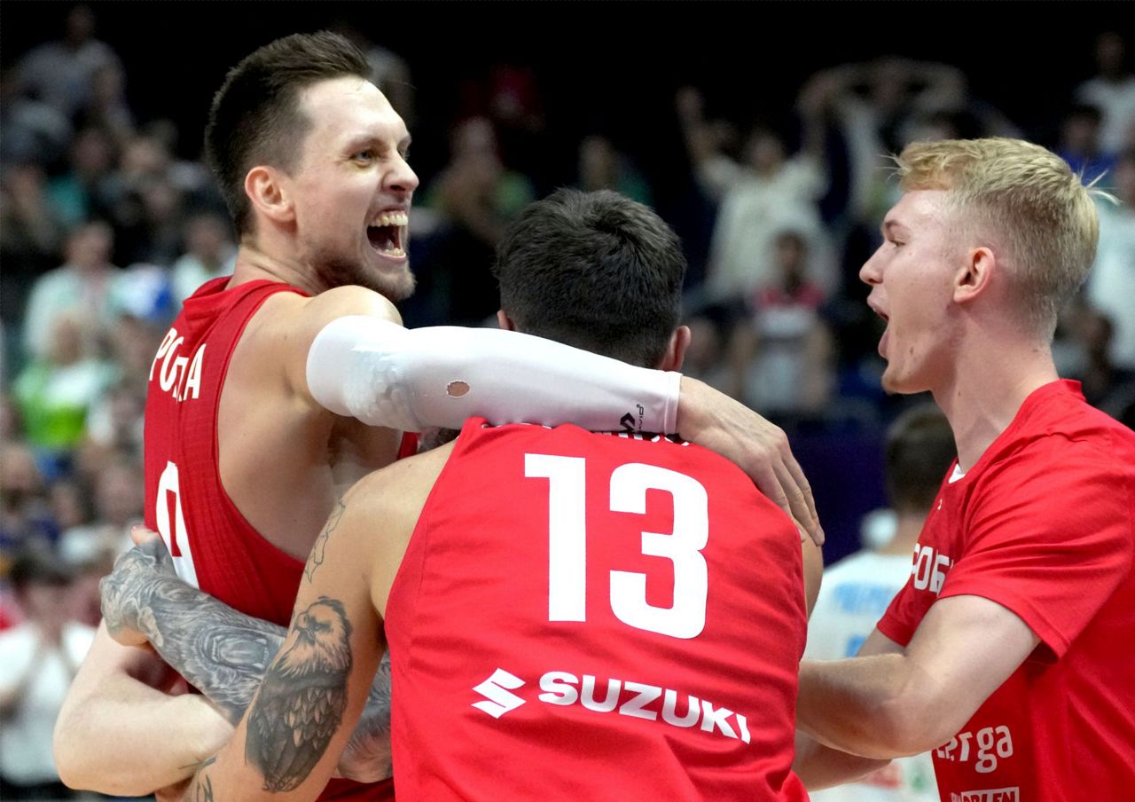 EuroBasket: Poland tops Doncic, Slovenia; France over Italy