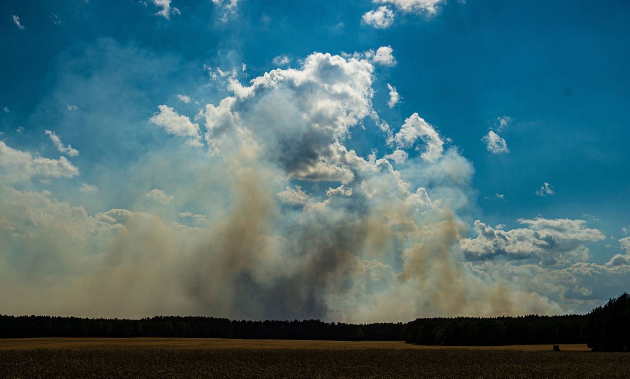 Thousands battle large blaze in parched northern Germany