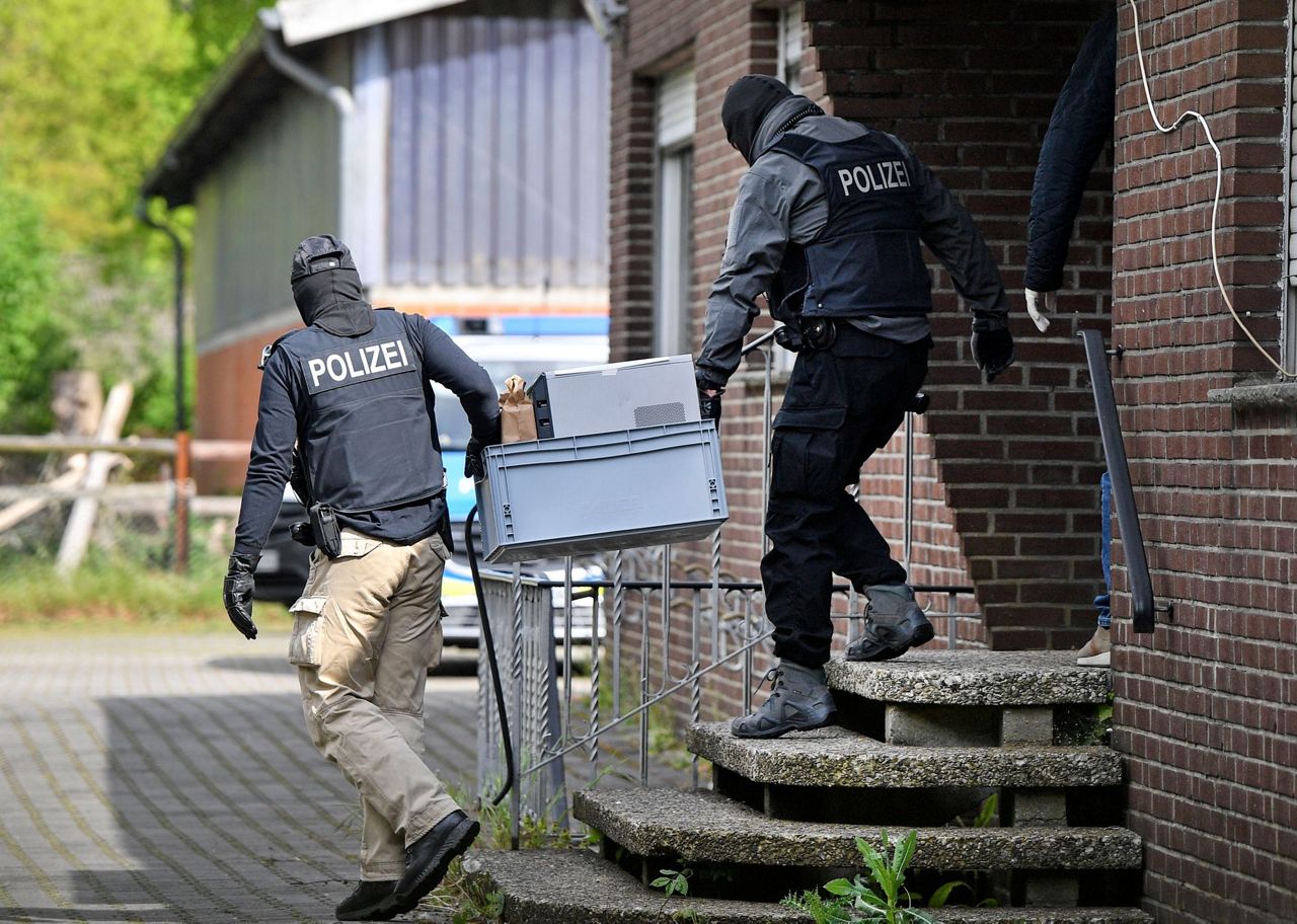 Germany raids sites linked to Hezbollah, extends ban